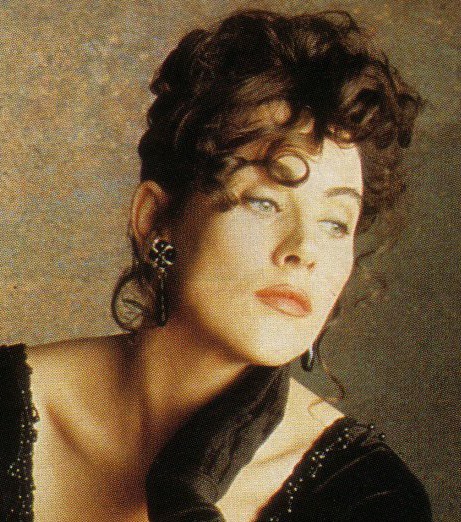 Grace Knight - The Second Lockdown | The Music Real